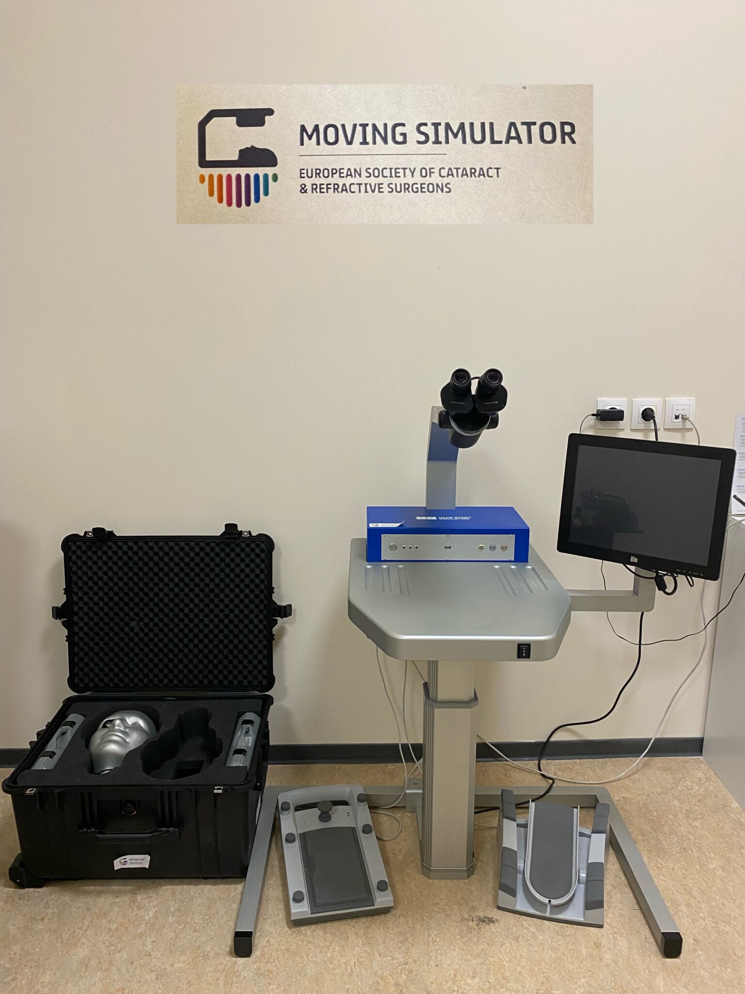 ESCRS Moving Simulator - HSIOIRS
